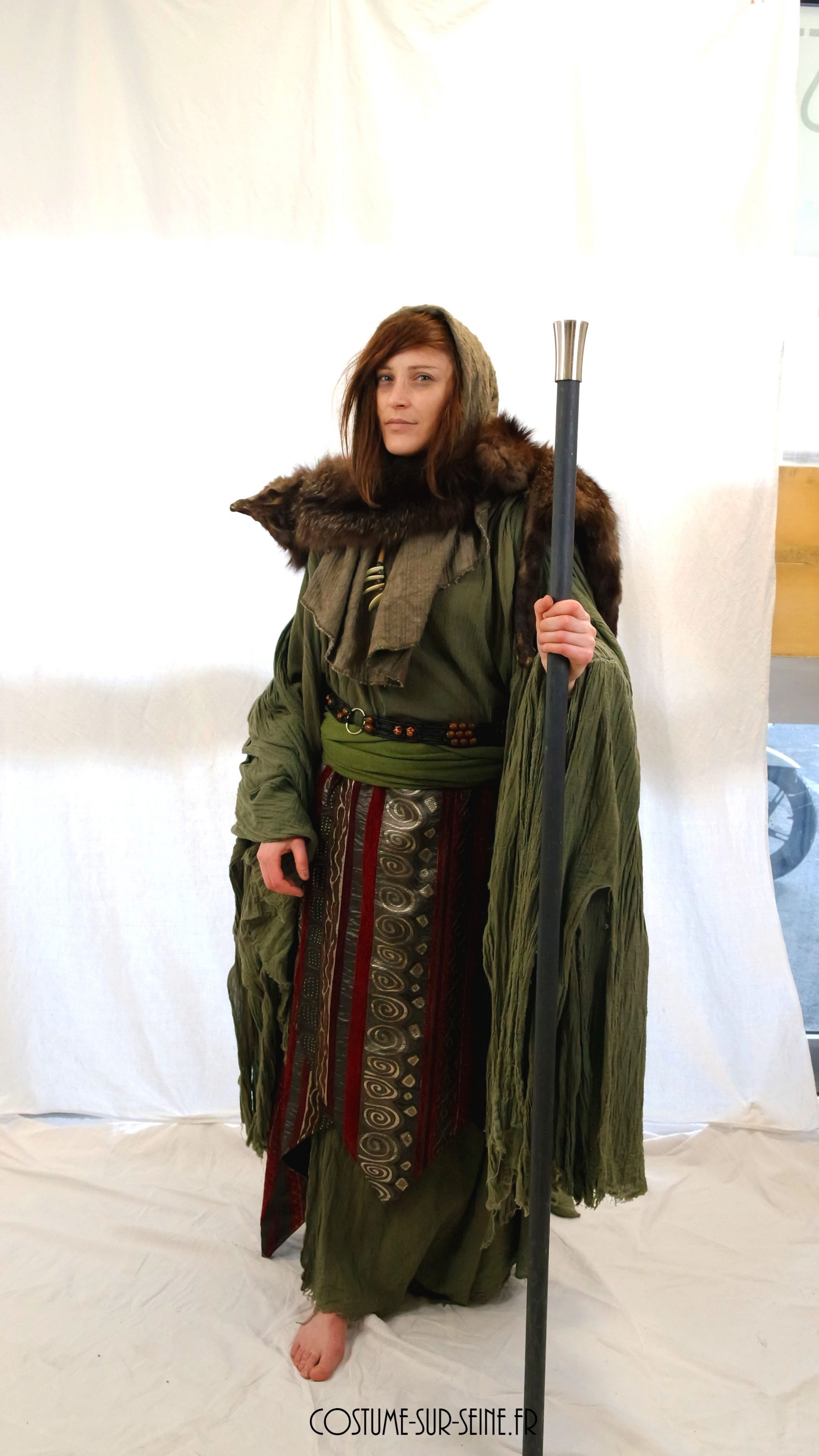 Tunique de Sorcière à manches lacérés - costume sur seine