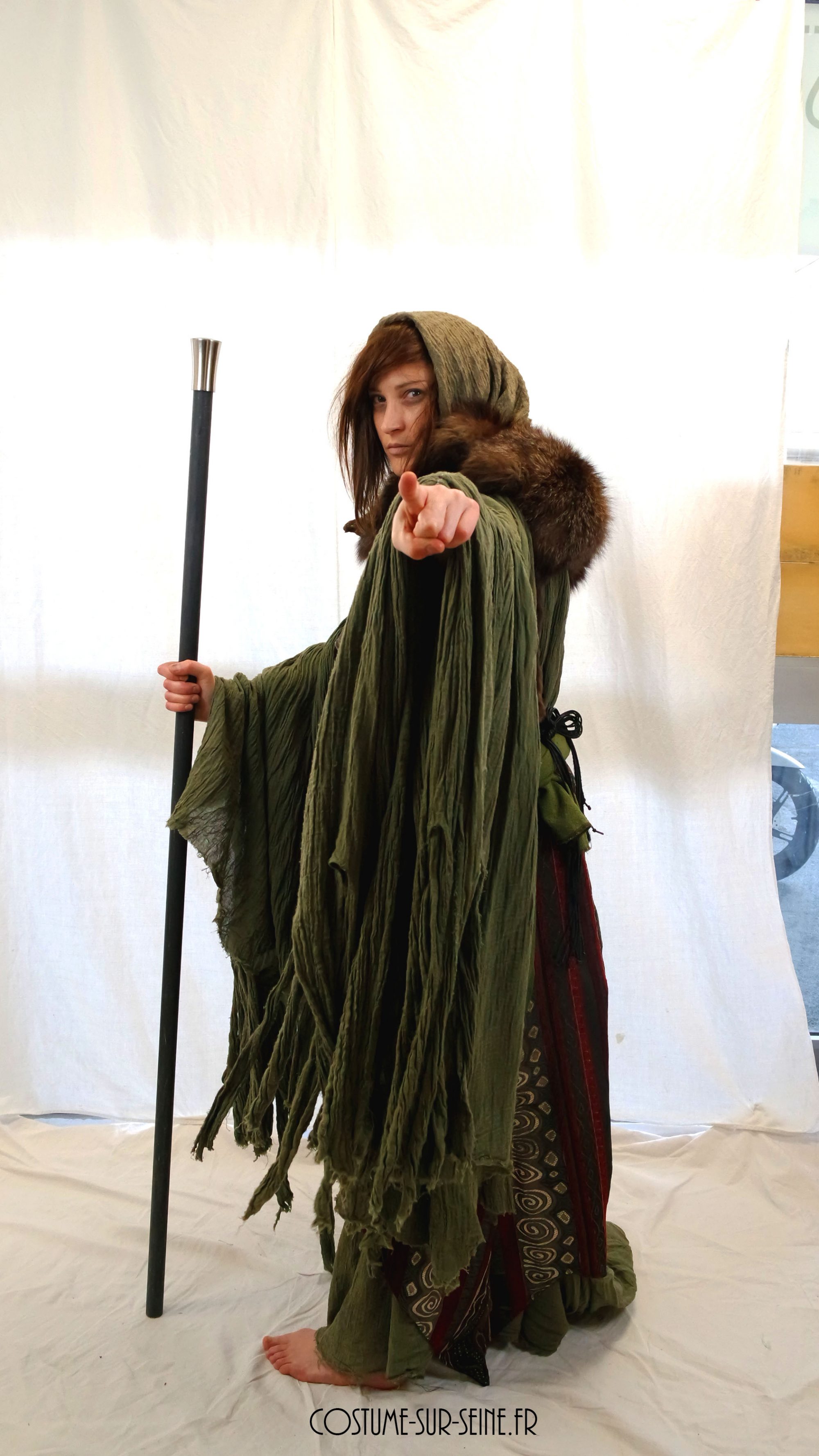 Tunique de Sorcière à manches lacérés - costume sur seine