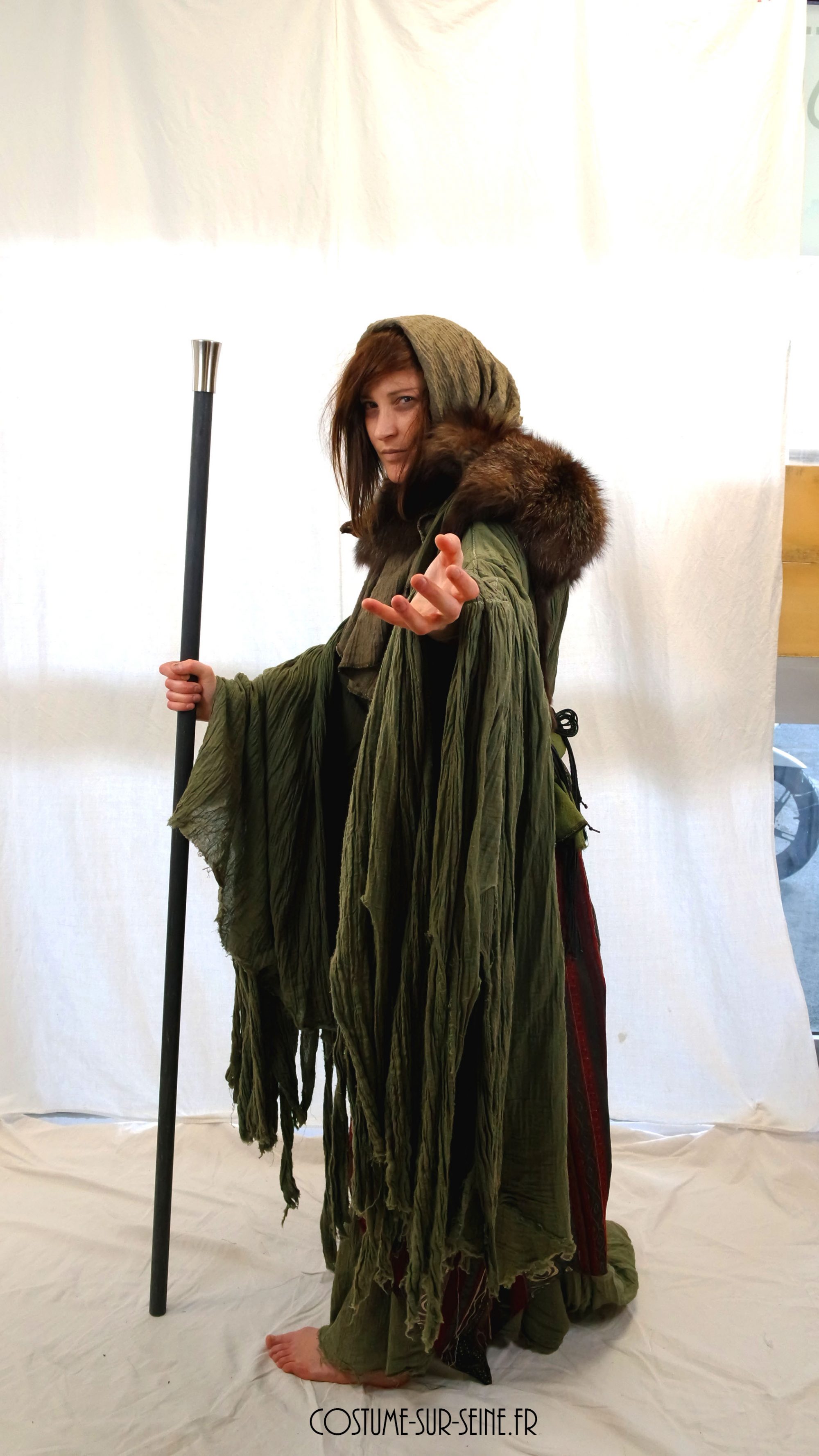 Tunique de Sorcière à manches lacérés - costume sur seine